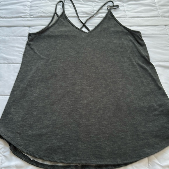 LuLaRoe | Tops | Lularoe Daniella Tank | Poshmark